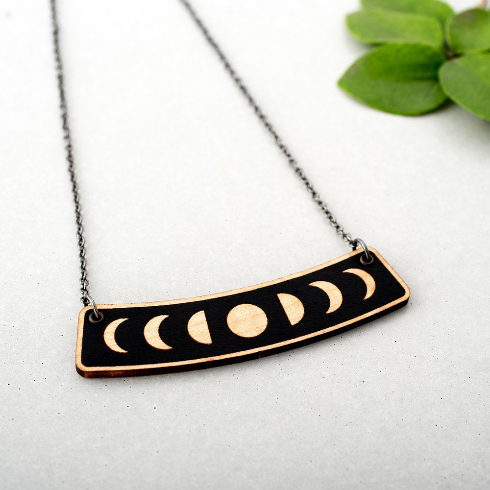 Lunar Eclipse Necklace – MOONFINDER